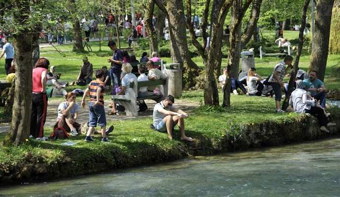 Prvomajski uranak uz roštilj i vodu, sarajevska izletišta spremna za ...
