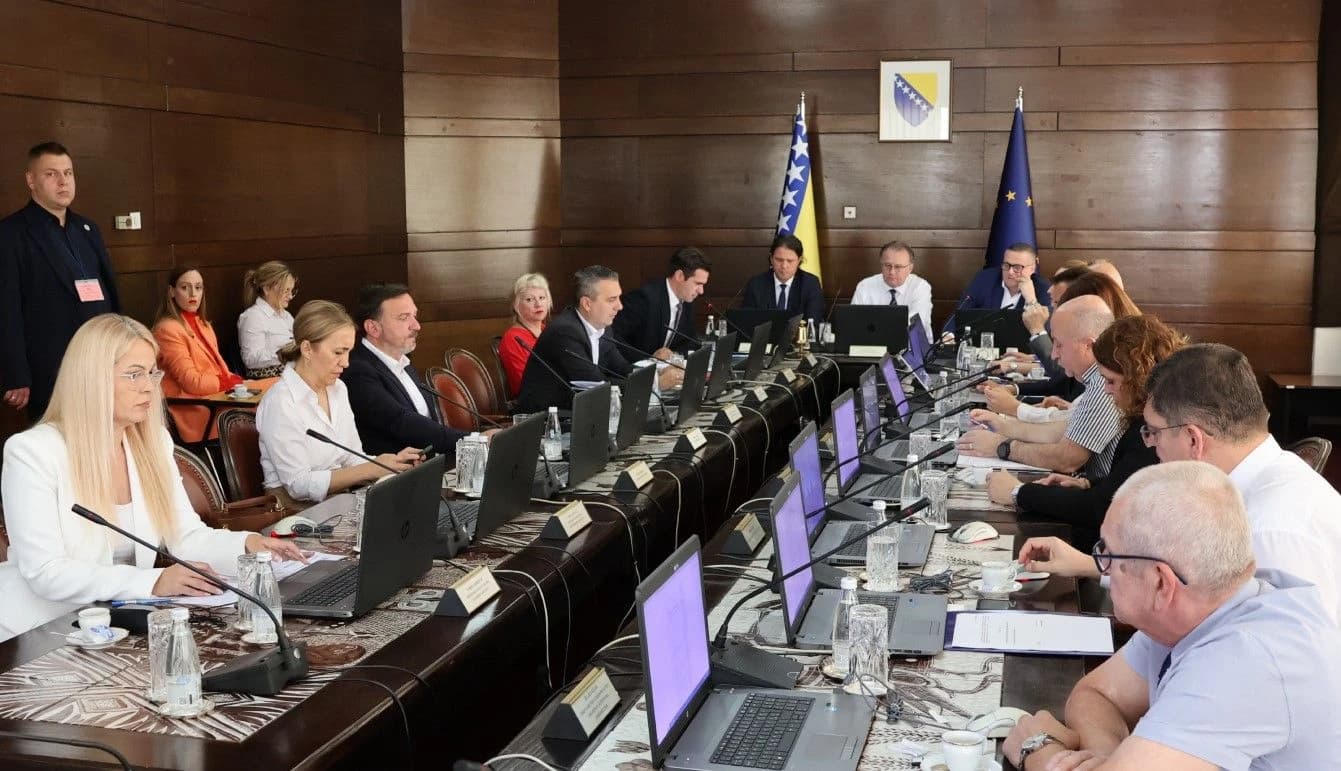 Vlada FBiH povećala osnovice za doprinose: Rastu troškovi advokatima ...